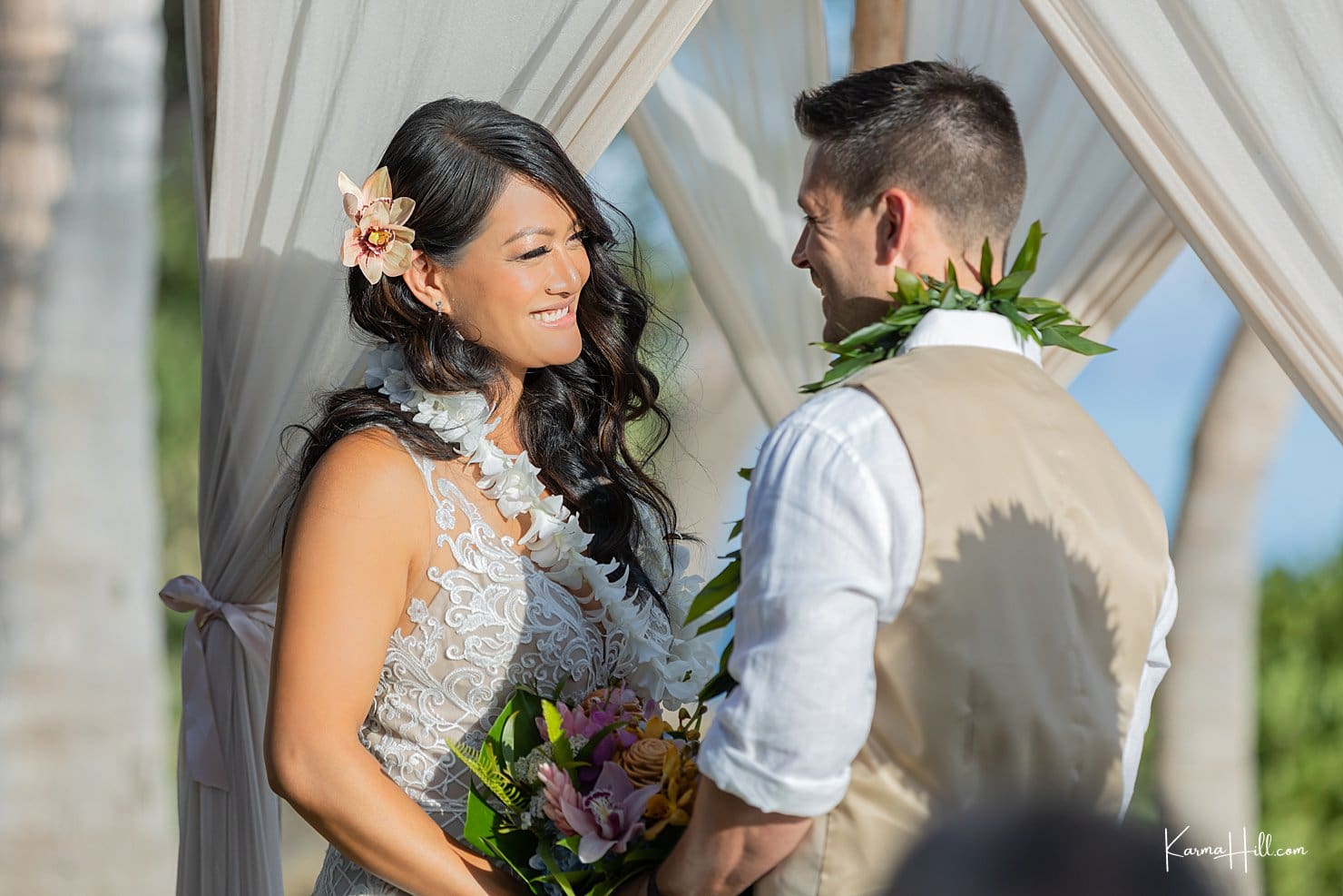The Perfect Reflection - Michelle & Russell's Maui Venue Wedding