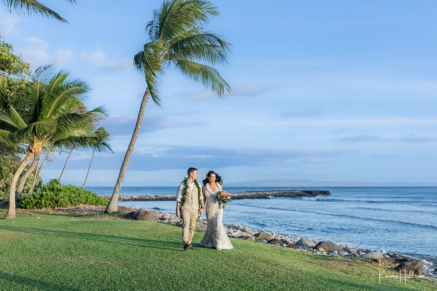 The Perfect Reflection - Michelle & Russell's Maui Venue Wedding
