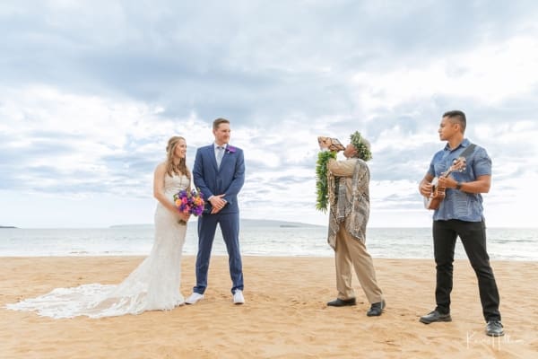 Day Full Of Love - Jamie & Danielle's Destination Wedding in Maui