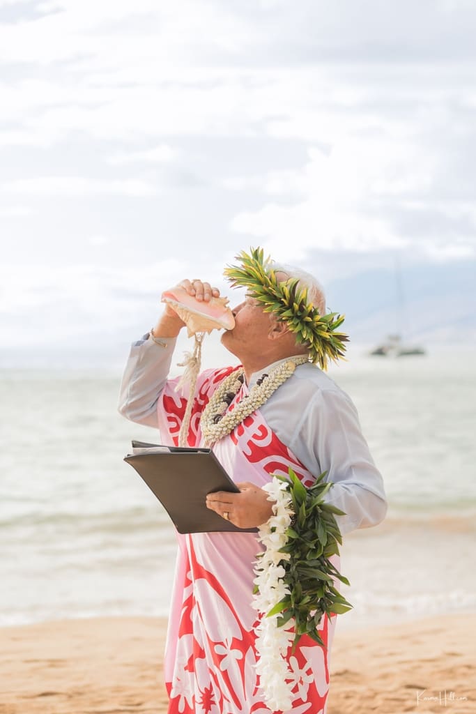 Simply Stunning - Stephanie & Michael's Maluaka Beach Wedding