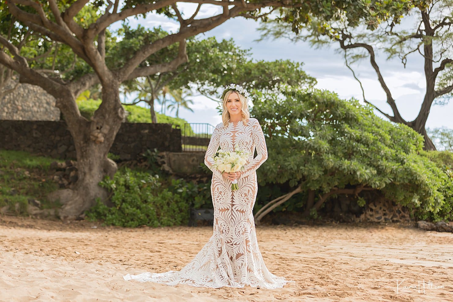 Simply Stunning - Stephanie & Michael's Maluaka Beach Wedding