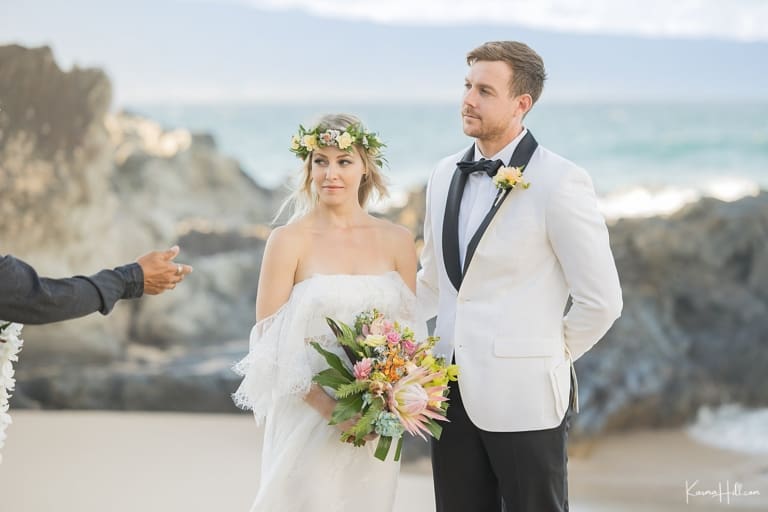 Workout Romance - Kati & Ryan's Maui Elopement