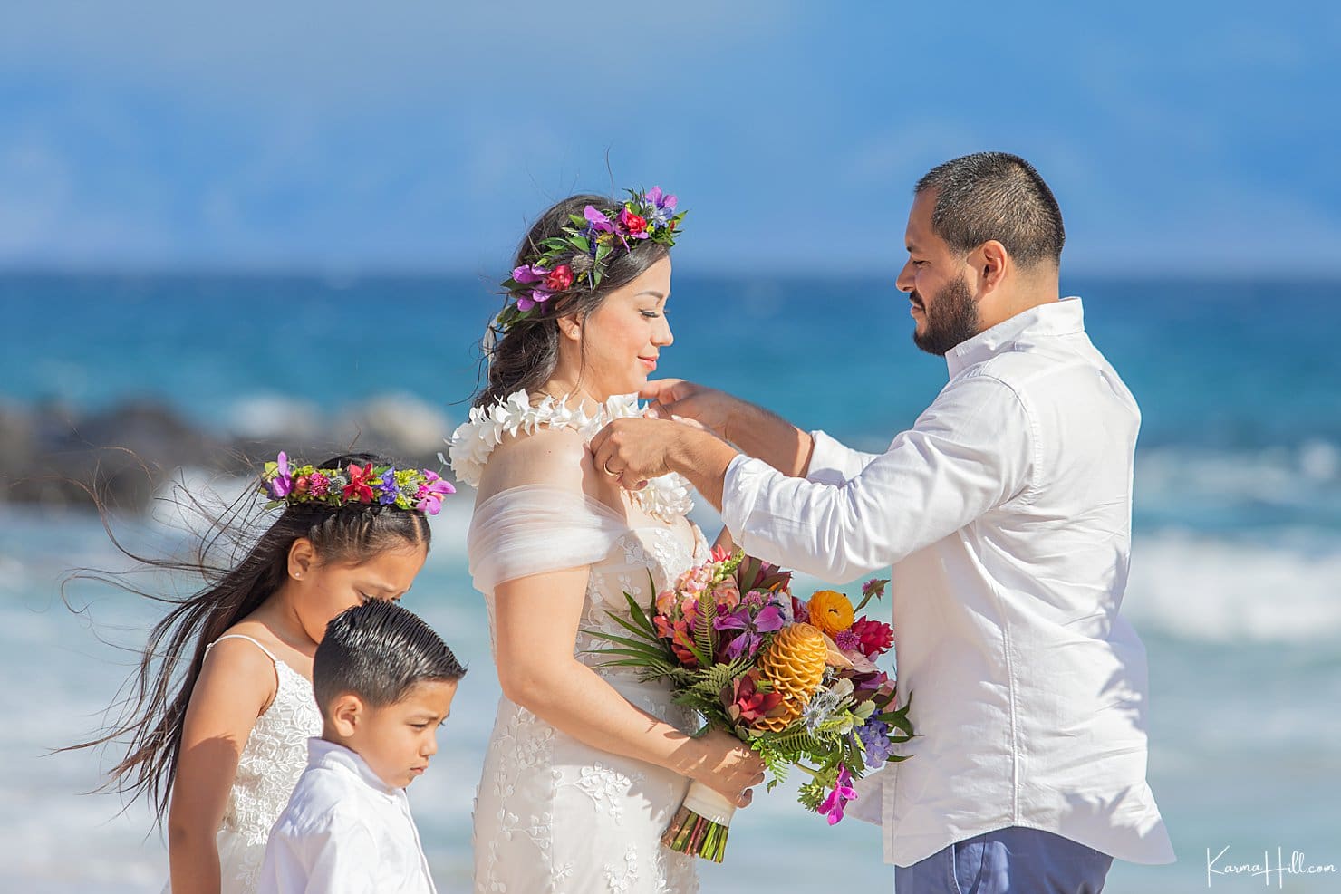 I'll Always Choose You - Maria & Oscar's Maui Elopement